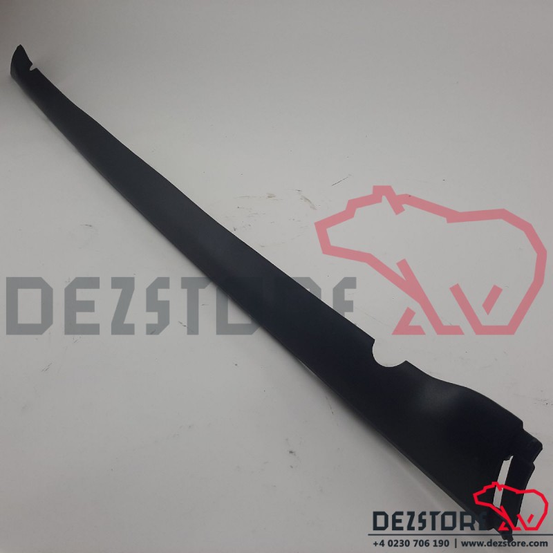 Ornament bara fata Volvo FH - cod OEM: 20456804 | DEZSTORE :: Piese noi ...