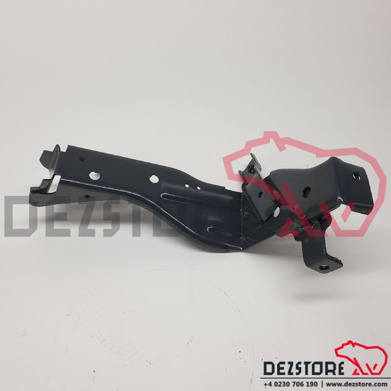 Suport far stanga Volvo FH - cod OEM: 84046776 | DEZSTORE :: Piese noi ...
